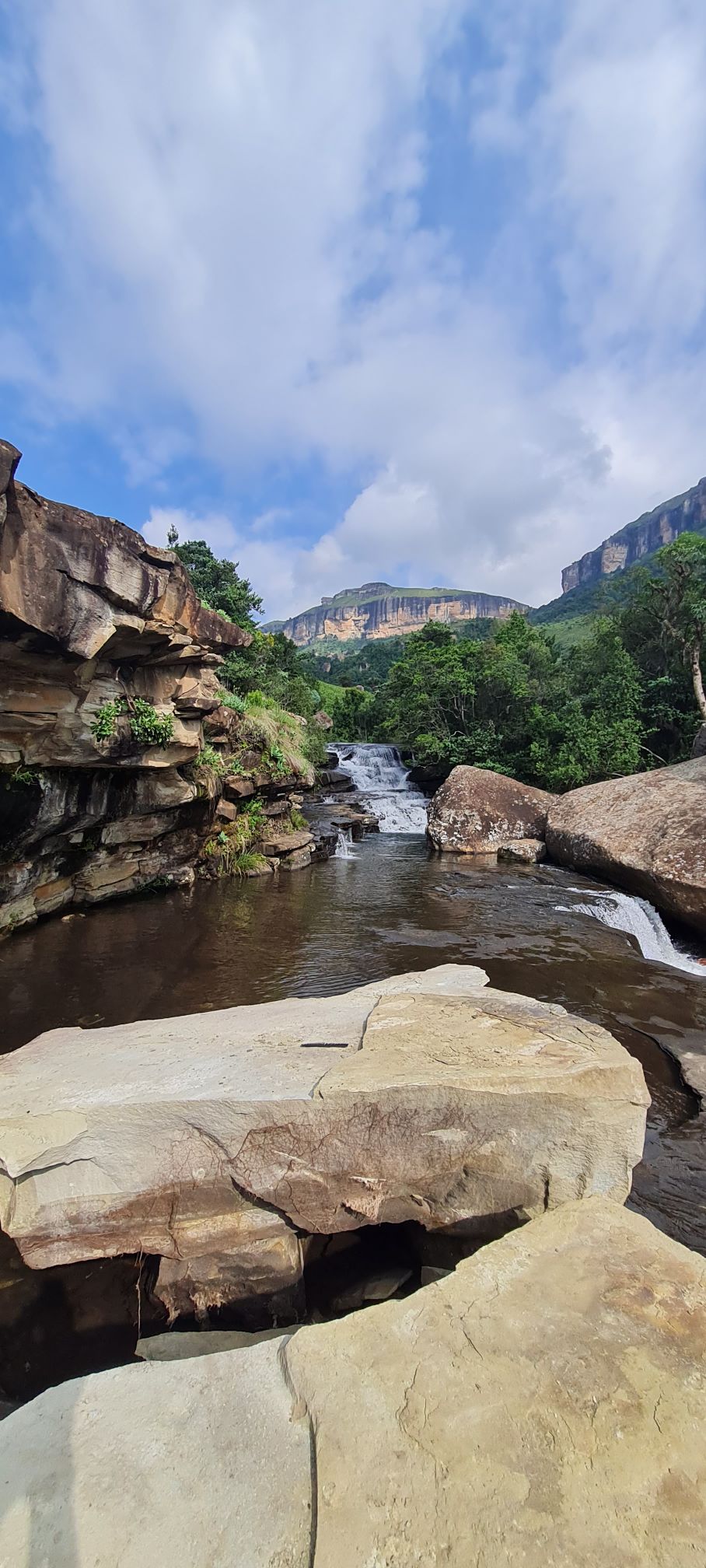 Cascades and Gudu Falls Loop – Drakensberg Walking Excursions